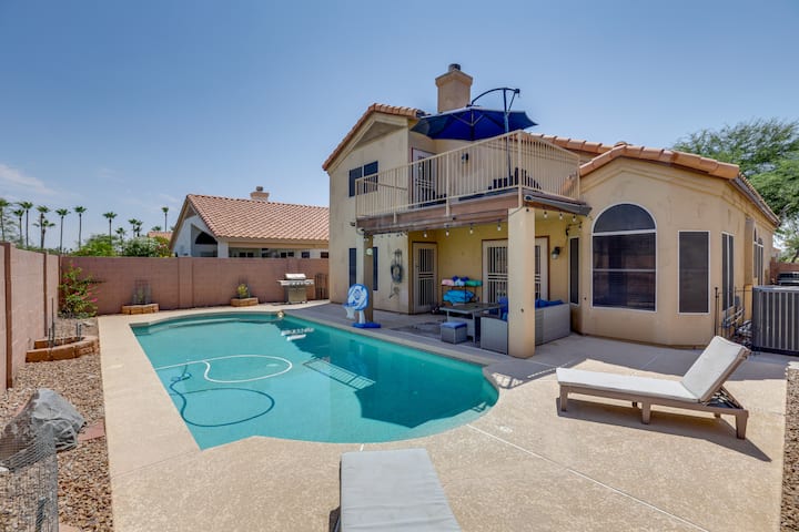 Heated Pool & Lake Views: Goodyear Getaway - Goodyear, AZ