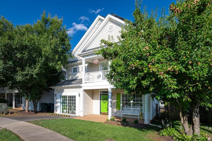 Belmont Oasis I Great Dtwn Cville Location! - Charlottesville, VA