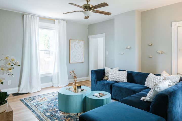 Staywassonway | 3 Bedroom+2.5 Bathroom+parking! - Cincinnati, OH