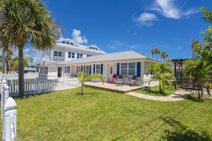 Steps To Sand! Updated! $300 In Free Tickets Daily - St. Augustine Beach, FL
