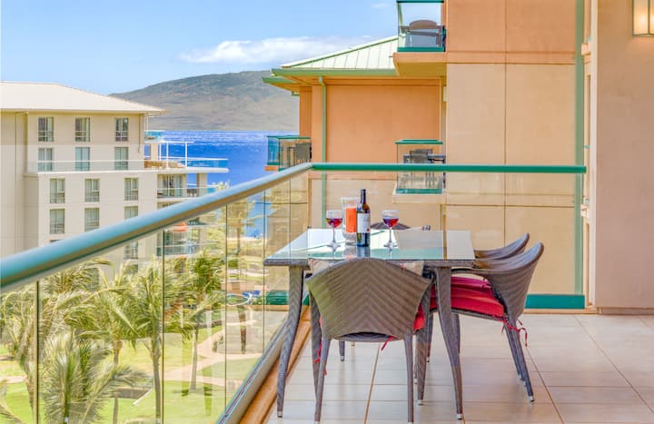 Maui Resort Rentals: Honua Kai Konea 718 - Kaanapali, HI
