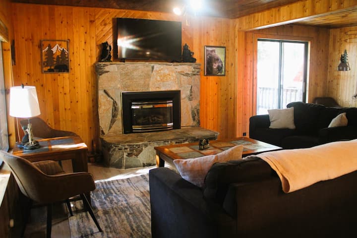 Aspen Escape - Steps From Town! Pet Friendly, A/c! - Shaver Lake, CA