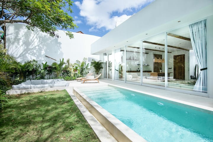Vibrant 2br Villa, 4min To Bingin's Beach Bliss - Uluwatu