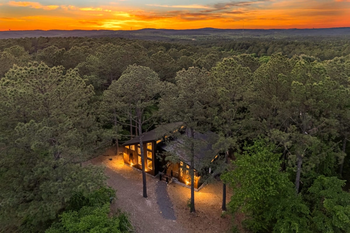 New! Cabin Retreat w/ Spa, BBQ, Firepit, Sleeps 10 - Cabins for Rent in ...