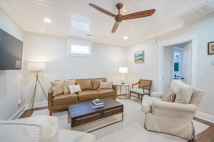 The Bogard House 3 Bed 3 Bath + Free Parking - Charleston, SC
