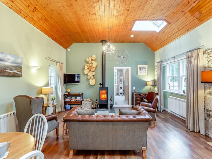 The Bothy - Loch Ness
