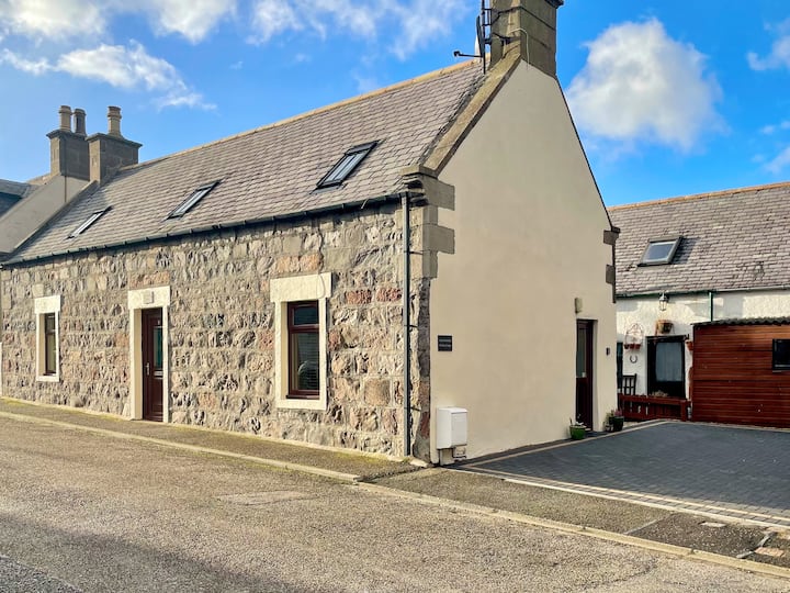 Jock Mcmuffin Cottage - Cullen