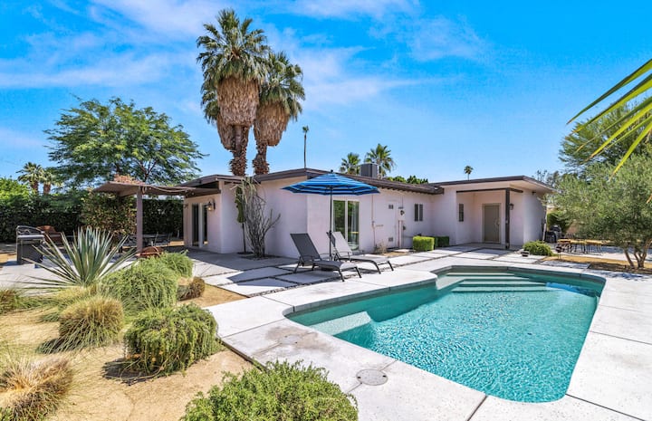 Cozy Desert Bungalow - パーム・スプリングス, CA