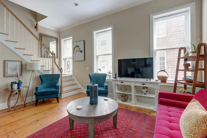 Whitaker Loft, Modern | Fresh | Relaxed - Savannah, GA