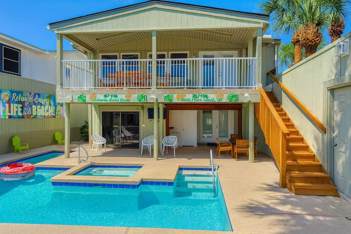 *Huge Beachview Home *Pool *Updated - South Padre Island, TX