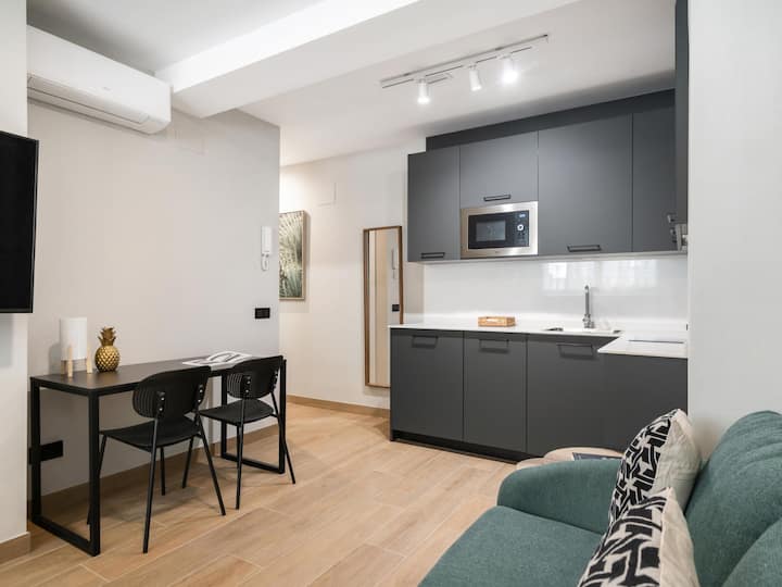 Dobo Cabrera 2pax 1bth Gnd Floor - Madrid