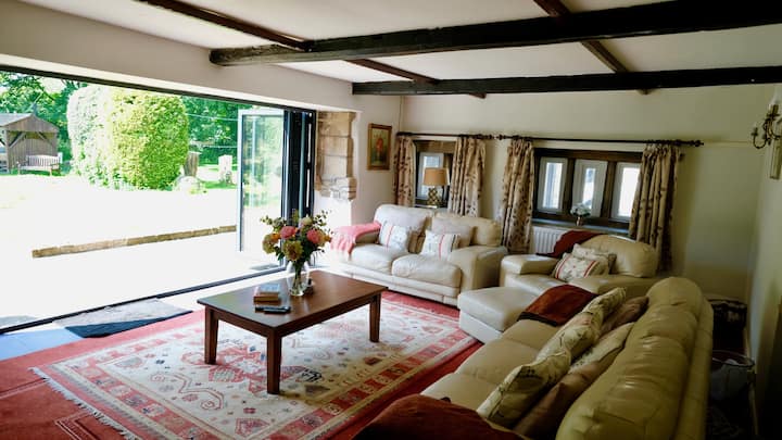 Bronte Suite, Spacious Super King With En-suite - 哈利法克斯