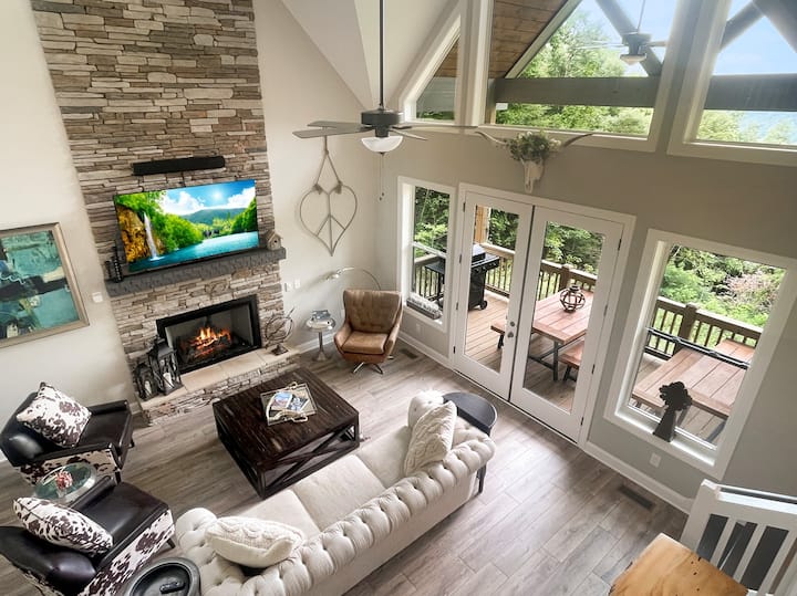 Little Bear - Bryson City, NC