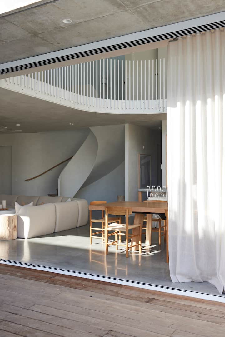 Banks At Byron - Byron Bay