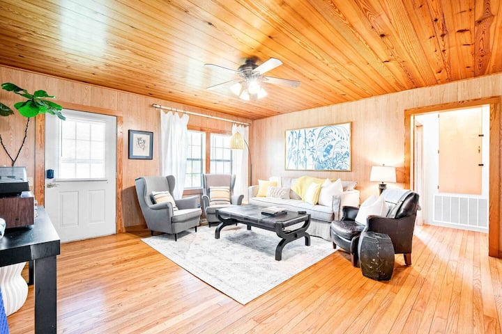 Humble Bee-sleeps 6-boat Friendly-long Driveway - Cullman, AL