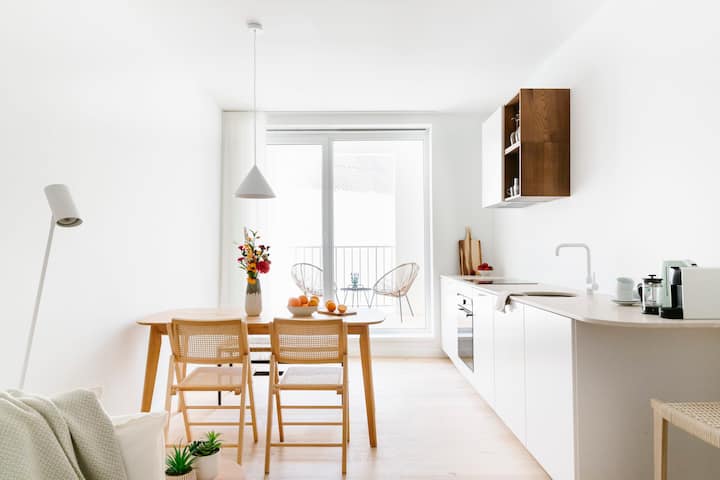 1-br Retreat With Patio In Antwerp - Mortsel
