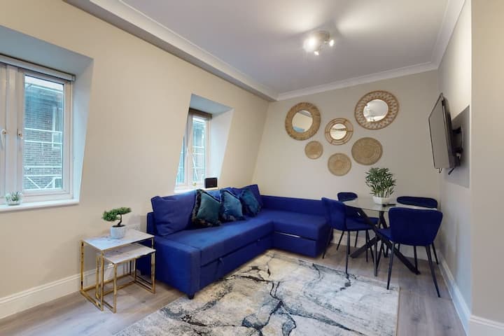 1-bedroom Flat- Central London - Royal Botanic Gardens, Kew
