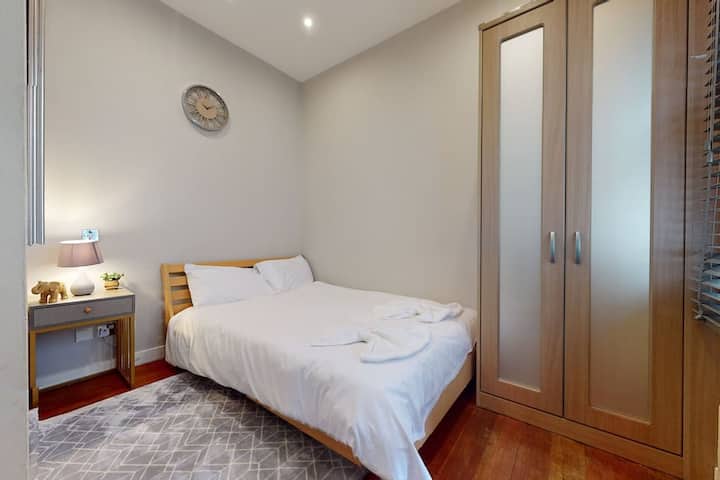 Lovely 1-bedroom Flat In South Kensington - London