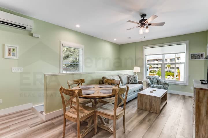 Brand-new Build! Dog Friendly! Above Garage Condo! - Fernandina Beach, FL