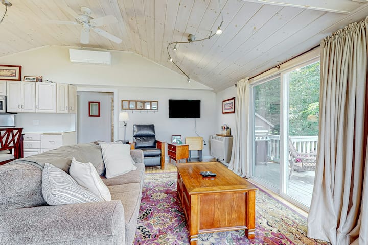 3br With Expansive Deck, Grill & Beach Access - Alton, NH