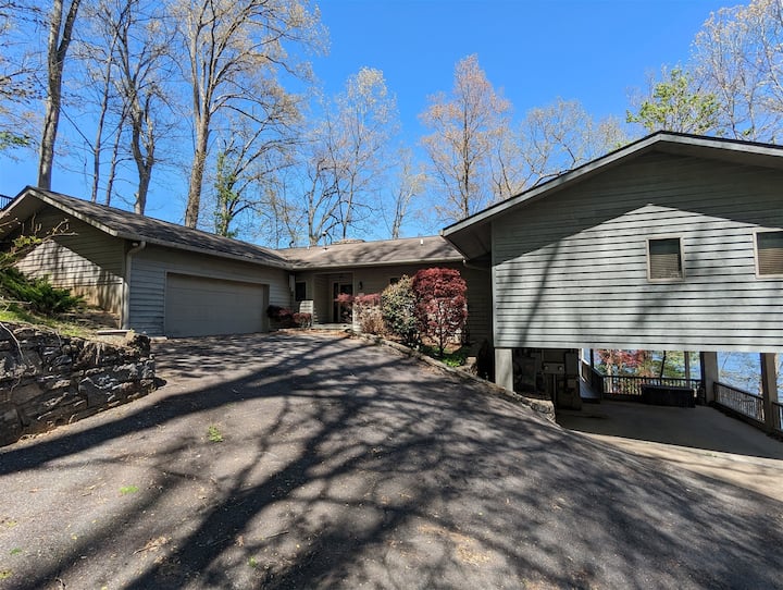 Llyn Blaen Upper, Lake Junaluska, Lakeside And Mou - Lake Junaluska, NC