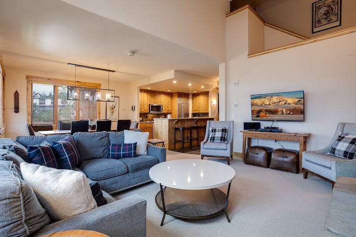 An223 | Ski In/out| Winter Shuttle | Hot Tub - Steamboat Springs