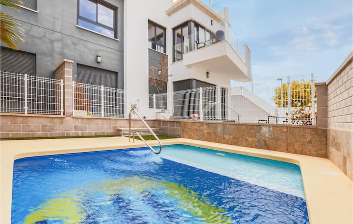 Cozy Apartment In Pilar De La Horadada - San Pedro del Pinatar