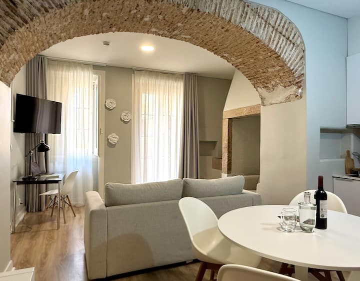 Cozy Apartment For 3 – Janelas Verdes - Lisszabon