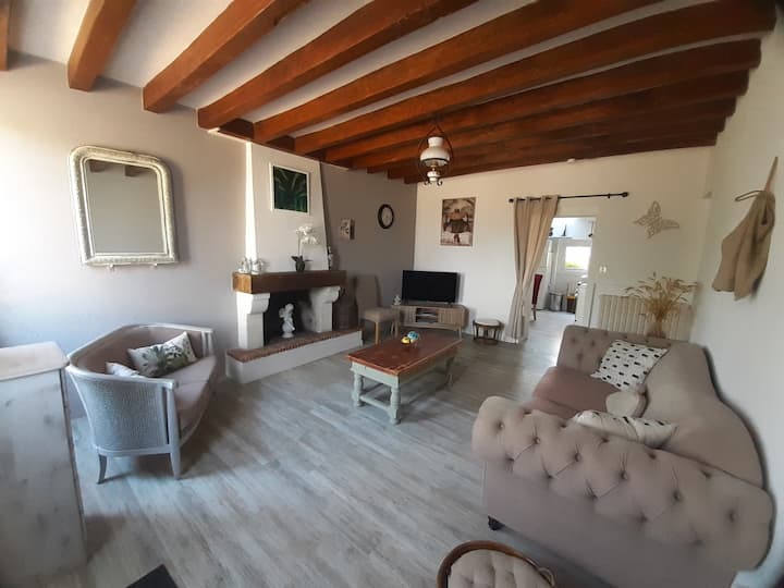 Gîte Familiale à La Campagne Avec Piscine Partagée - Rochefort-sur-Loire