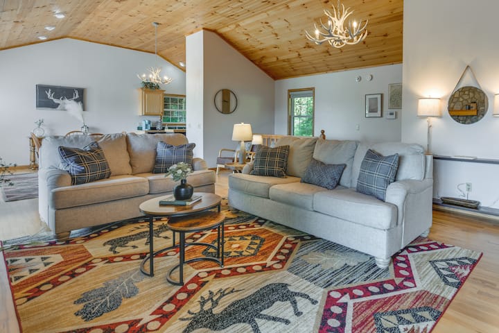 Maggie Valley Vacation Rental W/ Hot Tub - Maggie Valley, NC