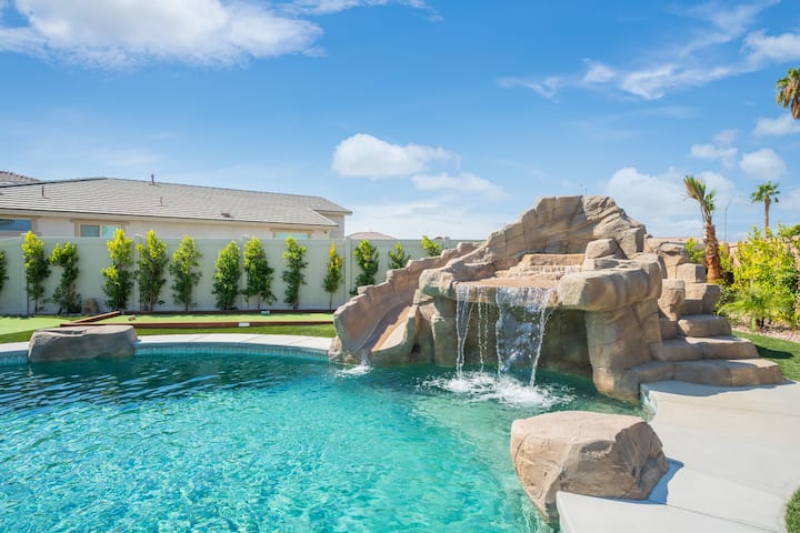 Rockslide House - Coachella, CA