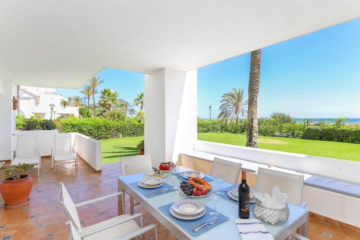 Beachfront With Large Garden - Los Monteros Beach - Marbella