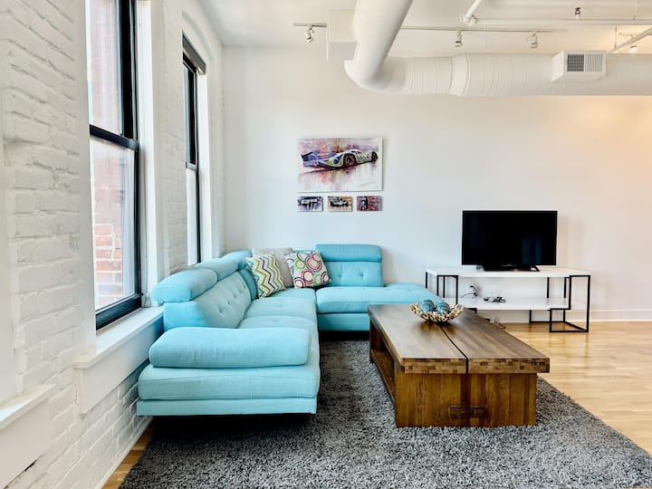 Old Market 1 Bedroom Loft - 515 - Omaha, NE