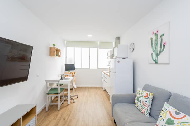 Las Canteras Beach - Bright Studio - Workfriendly - Gran Canaria