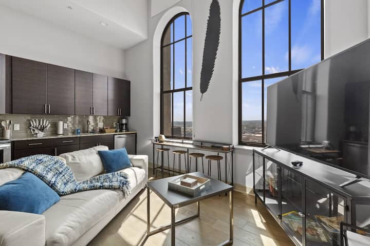 2br Luxury Apartment Rooftop Pool & Gym - Baltimore, MD