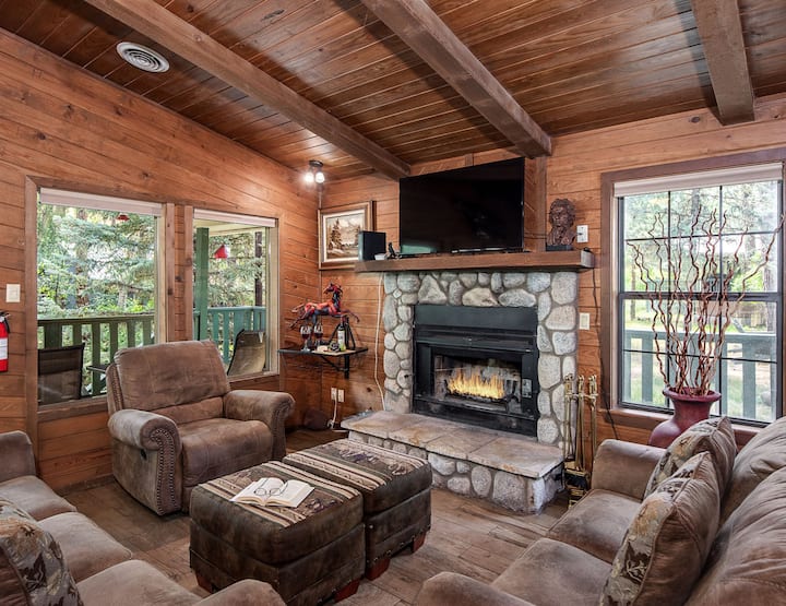Midtown Riverfront Complex | Hot Tubs, Fireplace! - Ruidoso, NM