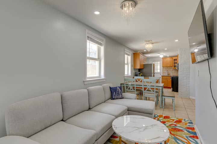 Lovely Abode: Walk To Seaside Heights Boardwalk! - Toms River, NJ