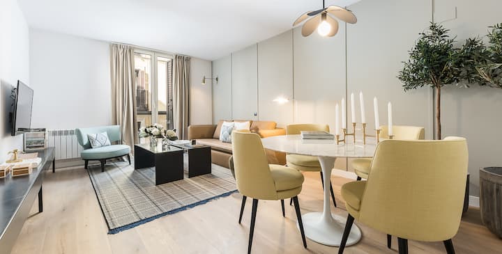 Homeclub | Contemporary Apartment In Lavapiés - Madrid