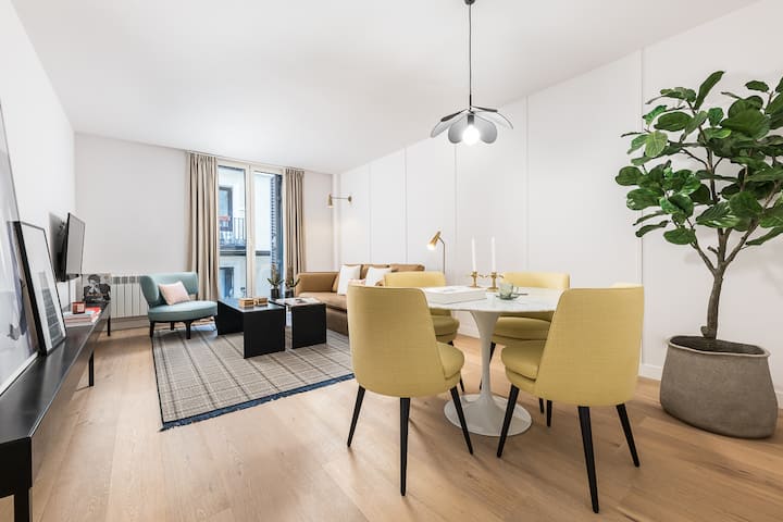 Homeclub | Modern Apartment With Terrace - Madrid