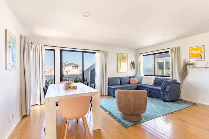 Beach | Ocean Views | Walk Everywhere | Parking - El Segundo, CA