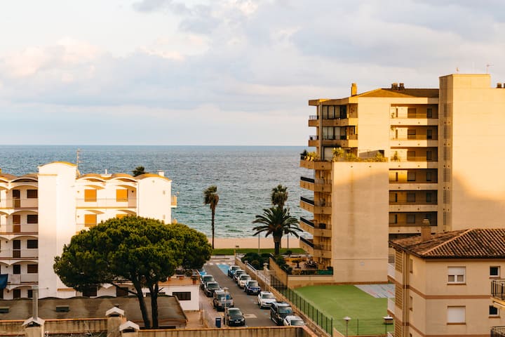 Apartment With Large Sea View Terrace One Minute W - Palafrugell