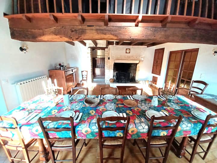 Gîte Avec Piscine Le Creux Du Loup - Angoulême