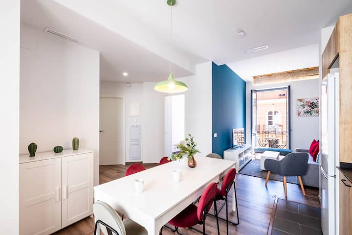 Spacious Apartment With City View - スペイン バレンシア