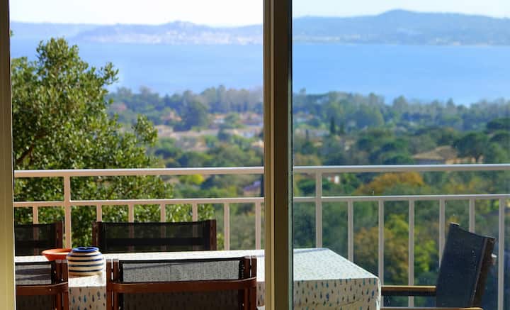 Duplex Avec Vue Sur Le Golfe De Saint-tropez - Grimaud