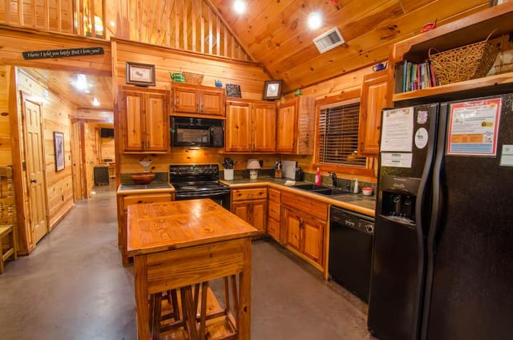 The M Cabin - 布羅肯鮑