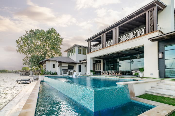 Above Vista Del Faro I Lakefront Lake Lbj L Pool&s - Horseshoe Bay, TX