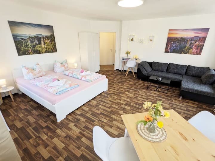 Urlaubsmagie - Pool, Garten & Terrasse- 4p - F3 - Sebnitz