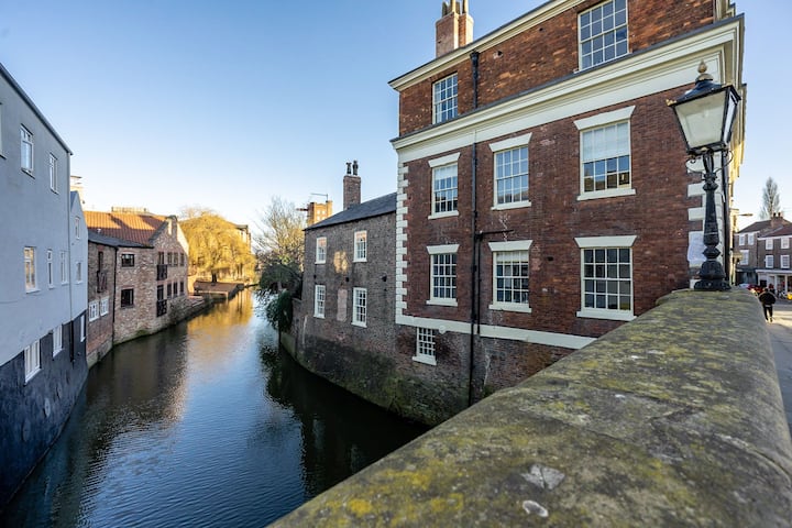 Foss Bridge Apartment - York