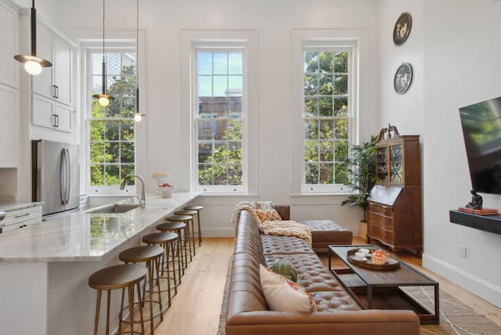 Two Luxe Cbd Hotel Suites | Near French Quarter - New Orleans, LA