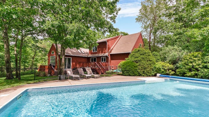 Red Creek Contemporary - Riverhead, NY